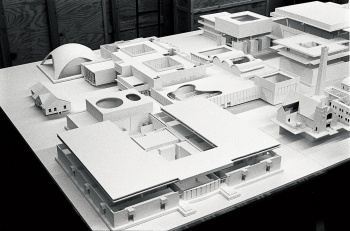 Mike Kelley: The Fine Art of Dropping Out